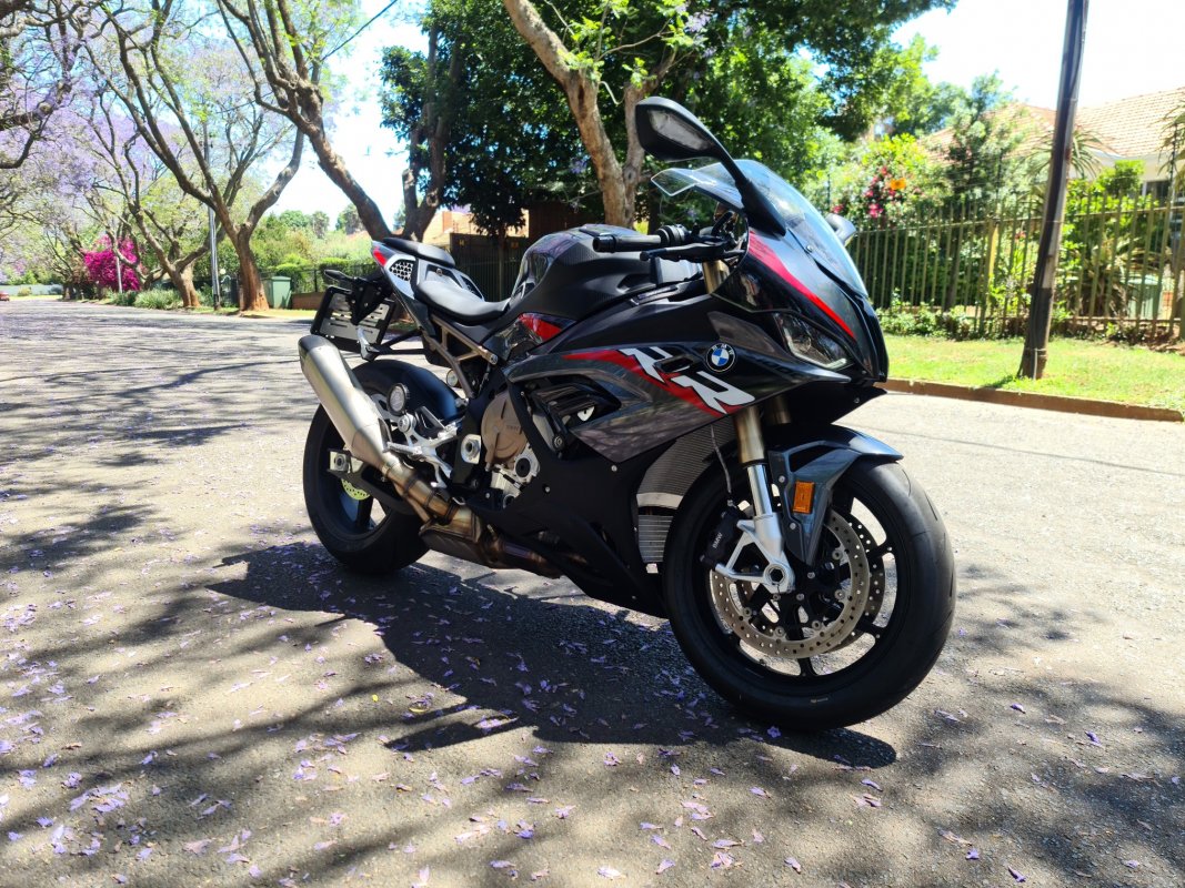 2022 BMW S1000RR Track Bike Build | BMWFanatics