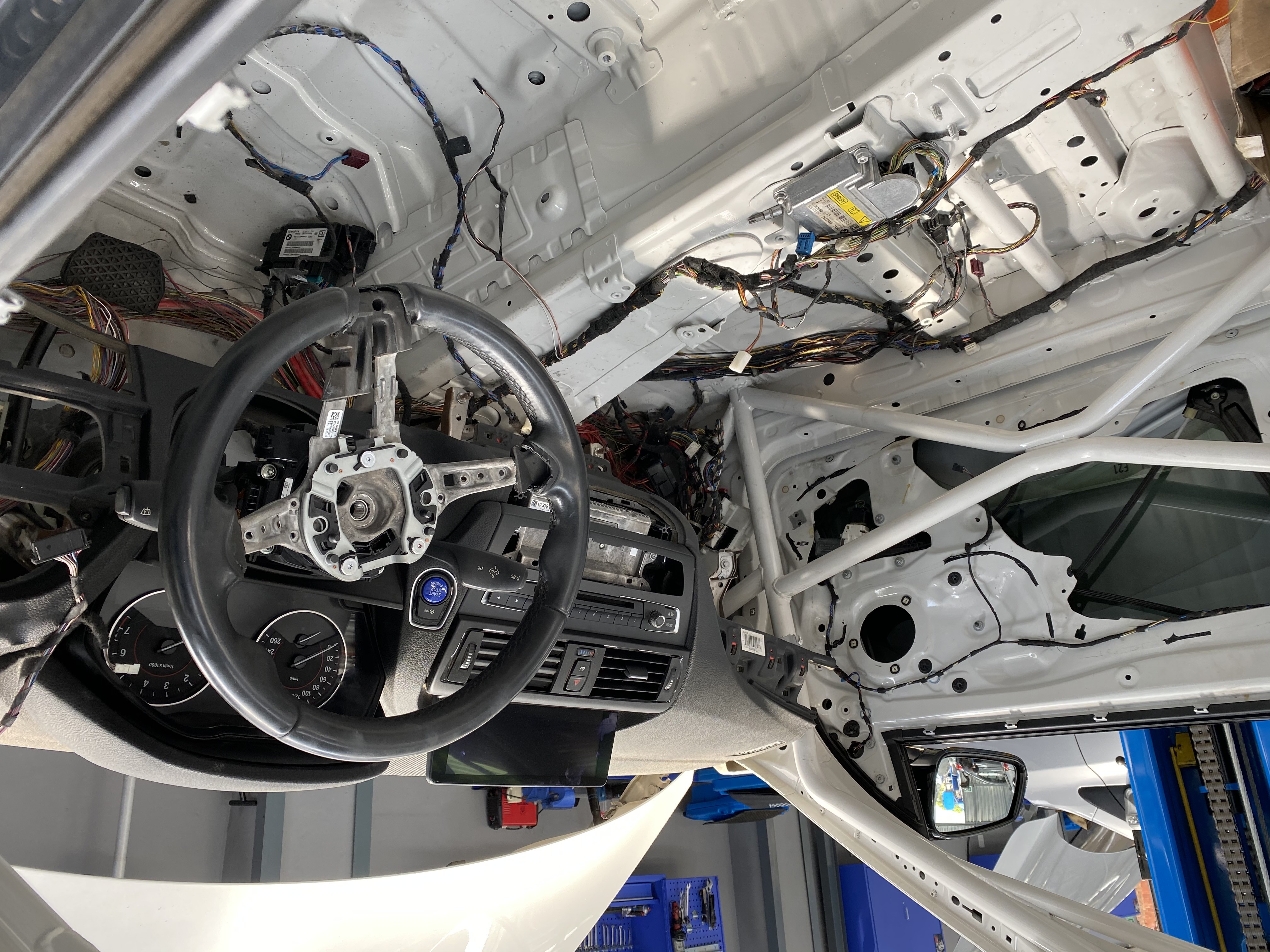 M235I Race car build | BMWFanatics