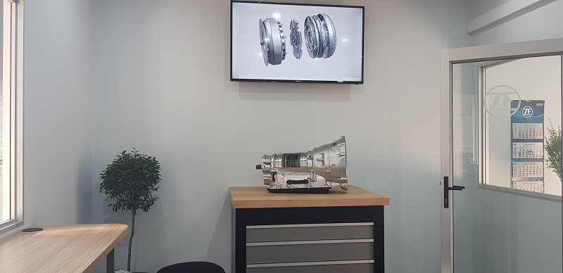 ZF Automatic transmission oil service special - R3000 | Page 3 ...