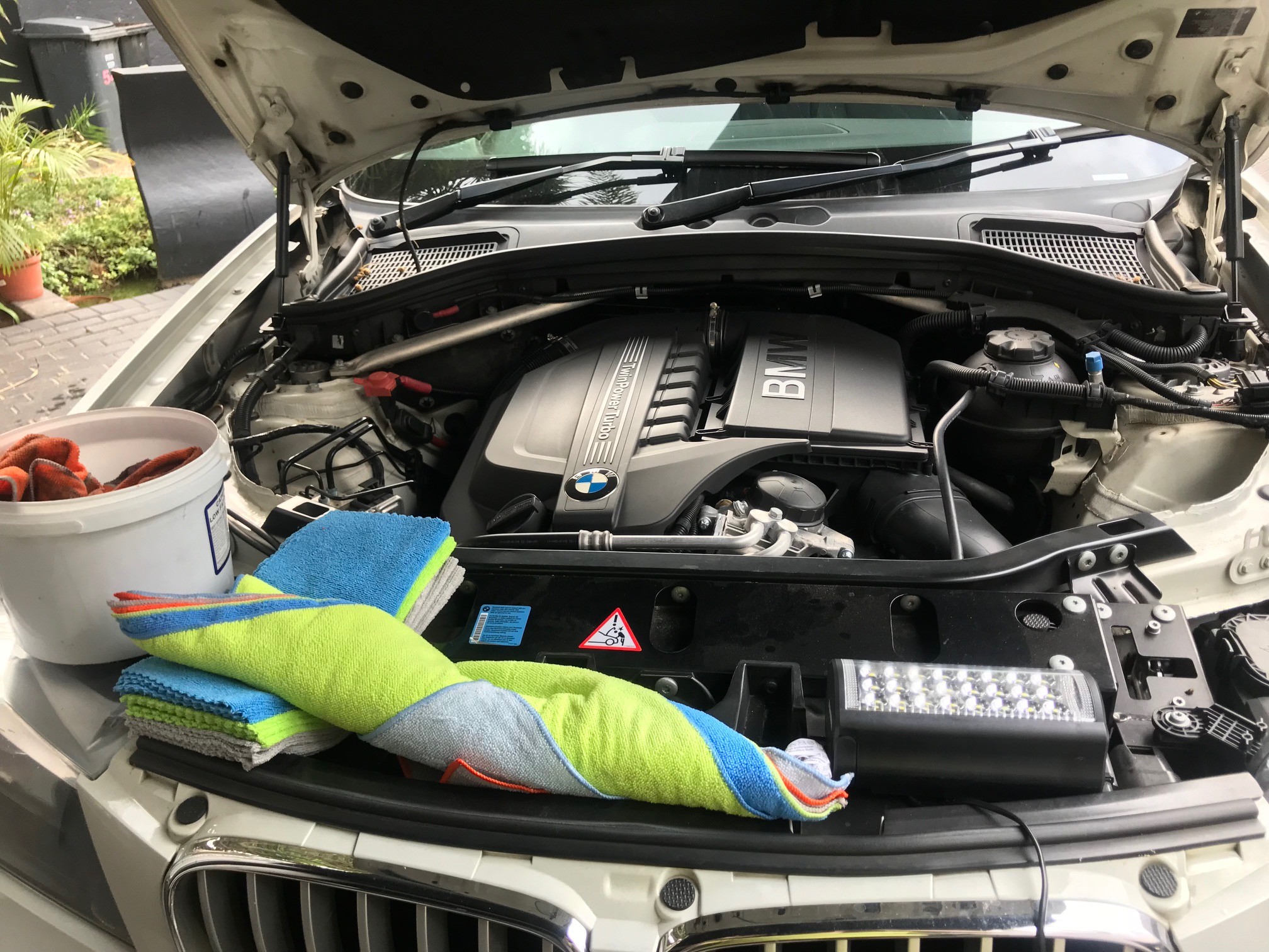 X3 F25 N55 - Oil sweat? | BMWFanatics
