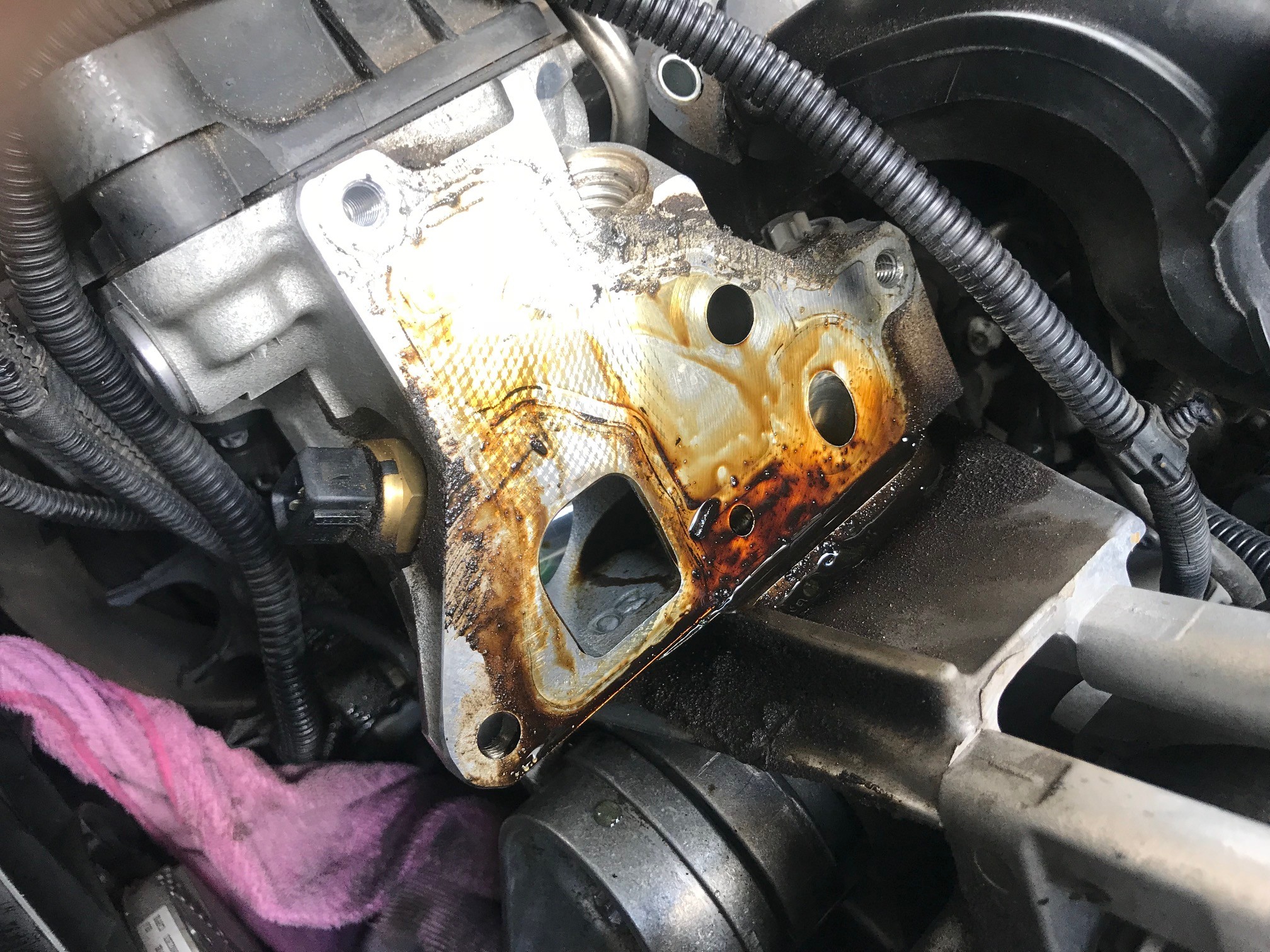 X3 F25 N55 - Oil sweat? | BMWFanatics