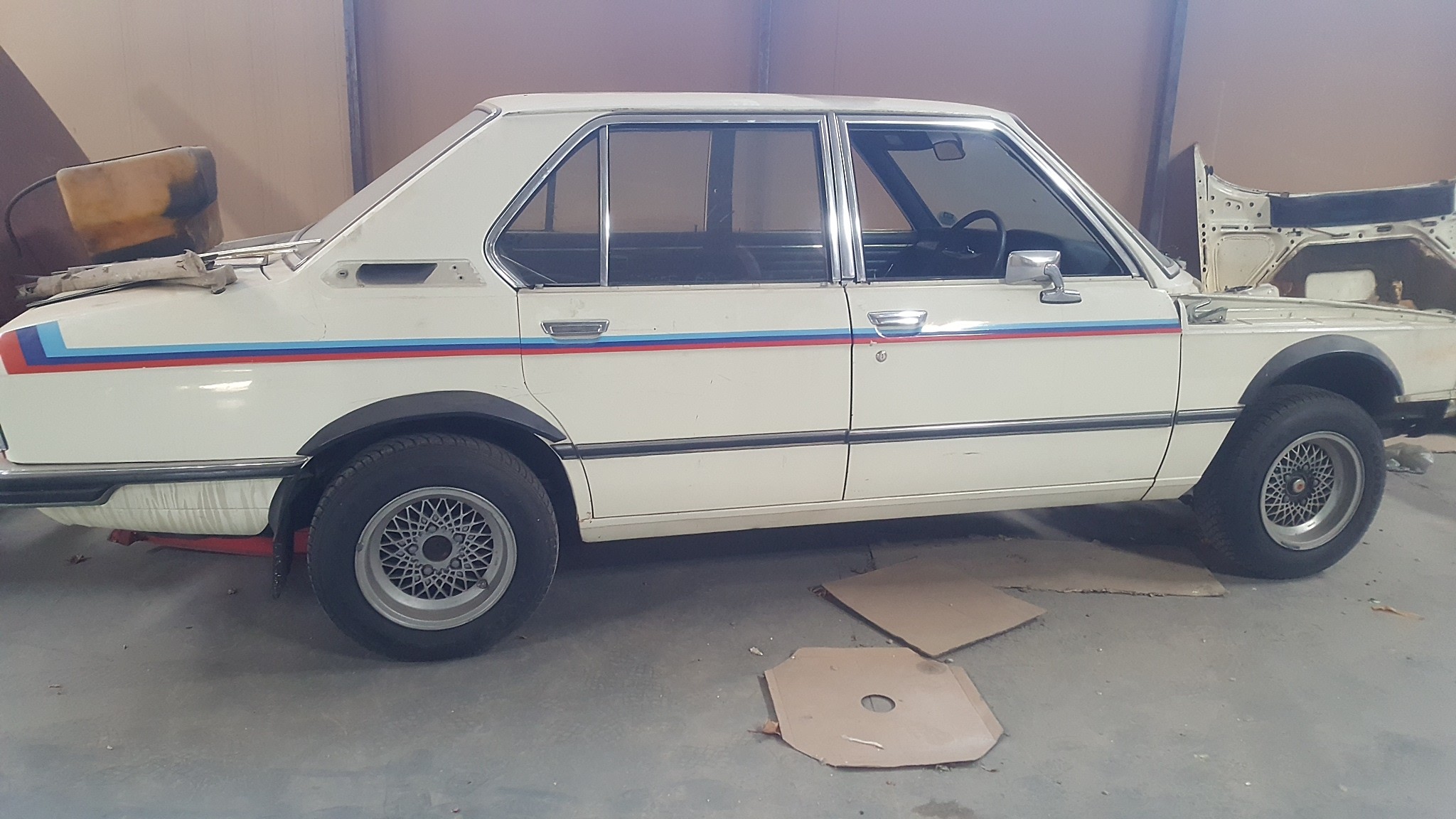 Setting up BMW restoration shop | BMWFanatics